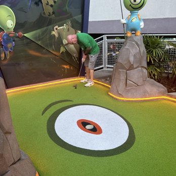 Hollywood Drive In Golf - Trusted Since 2012 - Updated July 2025 - 194 ...