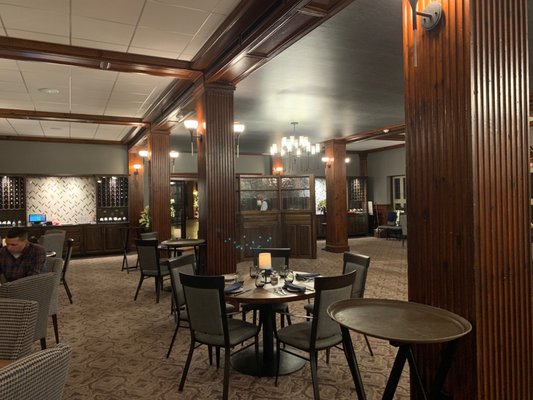 WINDSOR - Updated August 2025 - 21 Photos - One Skytop Lodge Rd, Skytop ...