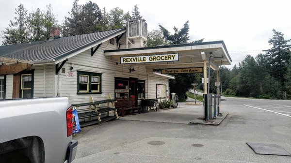 REXVILLE GROCERY - 19 Photos & 35 Reviews - 19271 Best Rd, Mount Vernon ...
