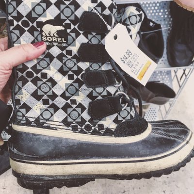 VALUE VILLAGE - 12 Photos & 23 Reviews - Thrift Stores - 1030 Wilson ...