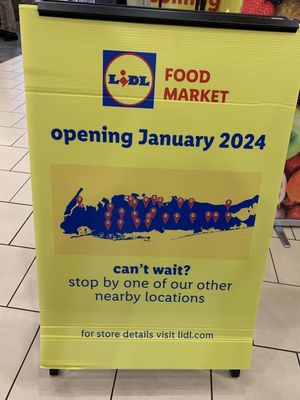 QUEENS PLACE MALL - Updated June 2024 - 58 Photos & 75 Reviews - 88-01 ...