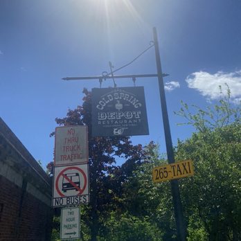 COLD SPRING DEPOT RESTAURANT - Updated December 2025 - 306 Photos & 403 ...