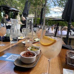 CHELSEA CORNER - Updated April 2025 - 776 Photos & 606 Reviews - 4830 ...