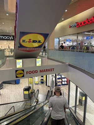 QUEENS PLACE MALL - Updated November 2025 - 63 Photos & 78 Reviews - 88 ...