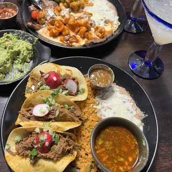 DON TAPATÍO - Updated October 2025 - 34 Photos & 34 Reviews - 1445 S ...