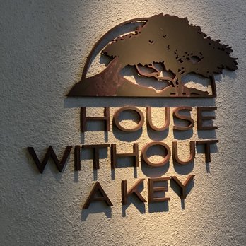 HOUSE WITHOUT A KEY - 2586 Photos & 1289 Reviews - 2199 Kalia Rd ...