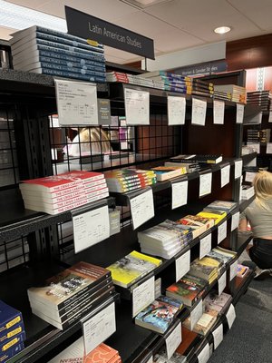 GEORGETOWN UNIVERSITY BOOKSTORE - Updated June 2026 - 39 Photos & 19 ...