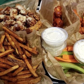 WINGSTOP - Updated August 2025 - 78 Photos & 48 Reviews - 129 W Sunrise ...