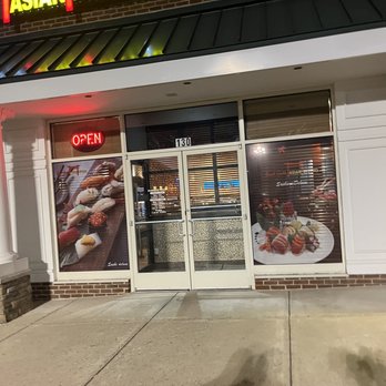 EAST GATE ASIAN BISTRO - Updated May 2025 - 528 Photos & 410 Reviews ...