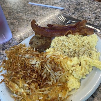 SIMOS DINER - Updated August 2024 - 138 Photos & 118 Reviews - 5004 N ...