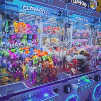 CLAW CITY SPRINGFIELD - Updated December 2025 - 82 Photos & 14 Reviews ...