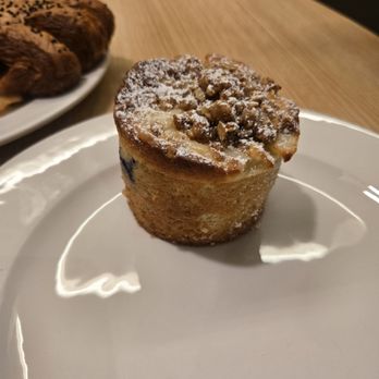 YELLOW THE CAFE - Updated December 2025 - 1202 Photos & 511 Reviews ...