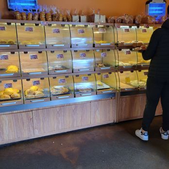 LI MIN BAKERY & BISTRO - Updated November 2025 - 104 Photos & 106 ...