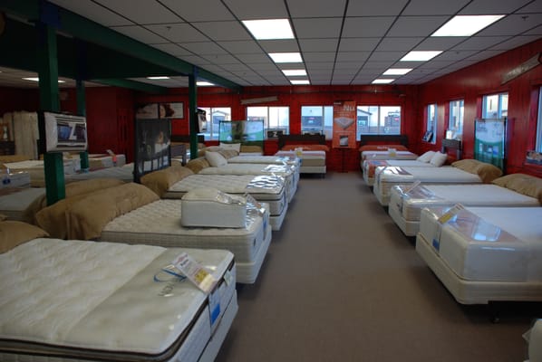 MATTRESS RANCH - Updated October 2025 - 26 Photos - 1150 N Shenandoah ...