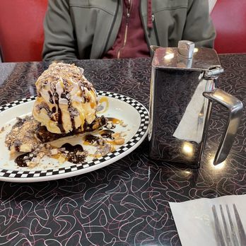 NUTCRACKER FAMILY RESTAURANT - Updated July 2025 - 169 Photos & 212 ...