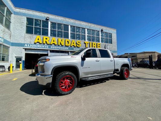 ARANDAS TIRE - Updated October 2025 - 10 Photos & 19 Reviews - 2040 Dragoon Ct, Detroit ...