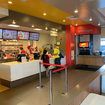 JOLLIBEE - Updated July 2024 - 782 Photos & 325 Reviews - 555 N King St ...