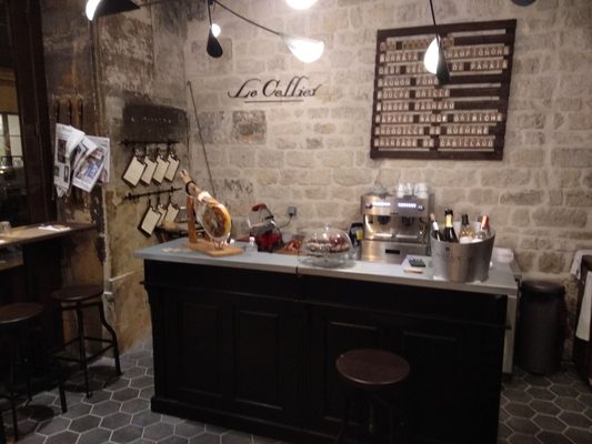 LE CELLIER - Updated May 2026 - 25 rue de la Victoire, Paris, France ...