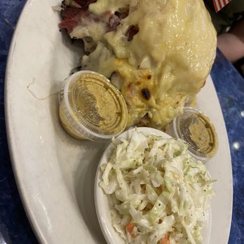 HAROLD’S NEW YORK DELI with 1947 real customer photos - Updated August ...