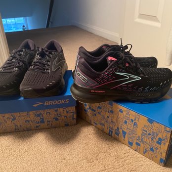 FLEET FEET - Updated October 2025 - 45 Photos & 65 Reviews - 1344 W ...