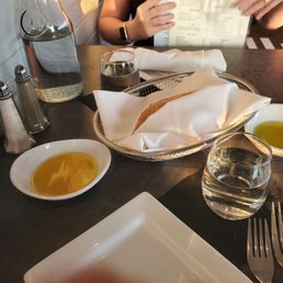 GATE 12 BAR & GRILL - Updated December 2025 - 210 Photos & 171 Reviews ...