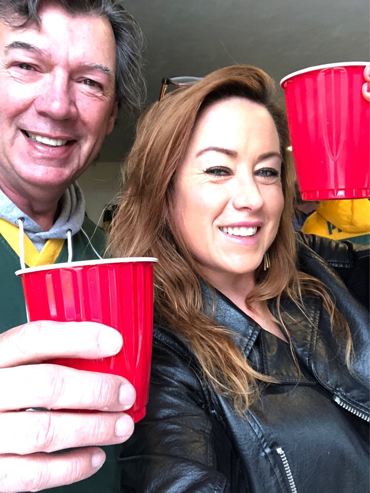 RON WOLF’S HALL OF FAME CLUBHOUSE - 1199 Shadow Ln, Green Bay ...