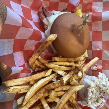 STOCKHOUSE RESTAURANT & SPORTS PUB - Updated December 2025 - 87 Photos ...