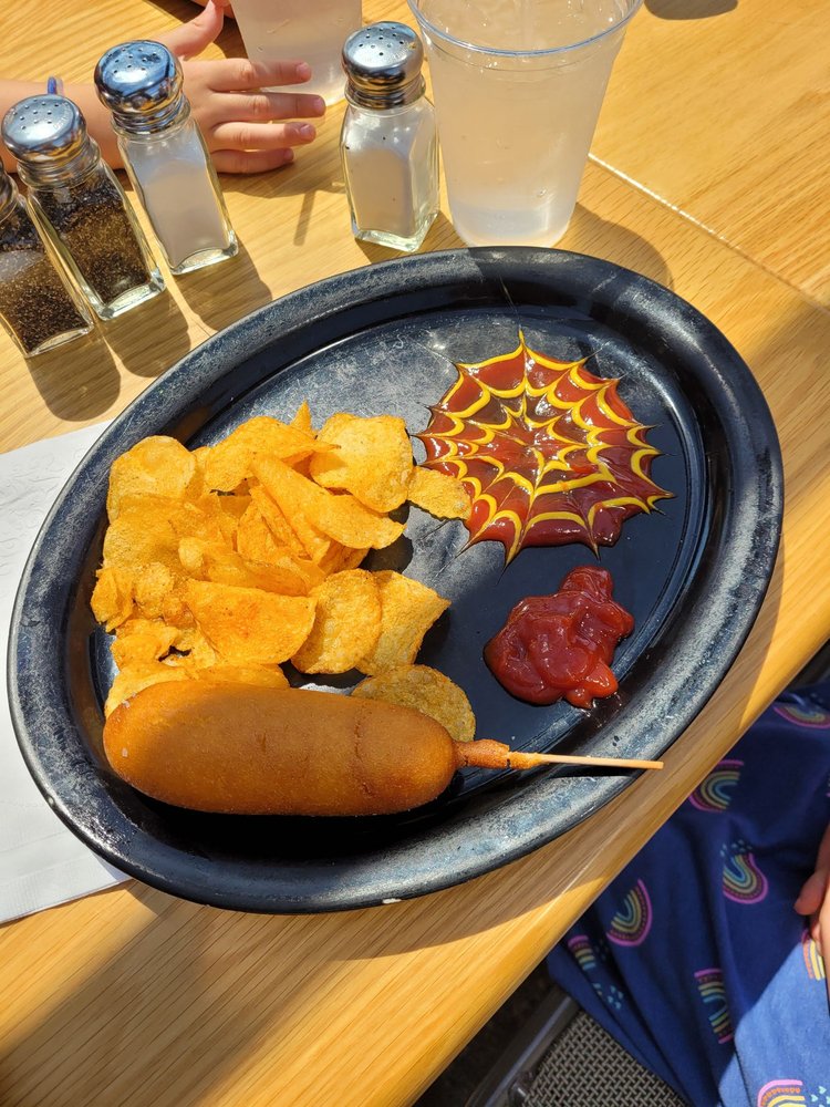 MUDDY WATERS BAR & GRILL - Updated January 2026 - 96 Photos & 139 ...