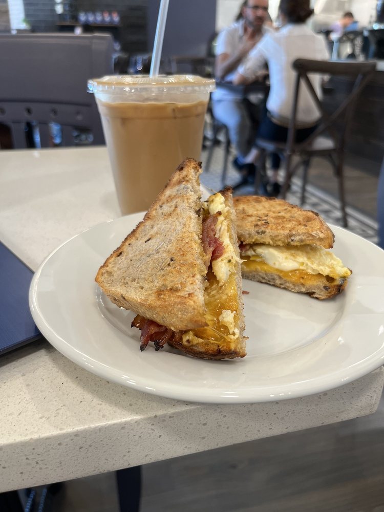 EILAND COFFEE AT CANYON CREEK - 28 Photos & 30 Reviews - 2701 Custer ...