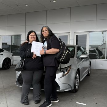 DCH TOYOTA OF OXNARD - Updated October 2025 - 237 Photos & 1001 Reviews ...