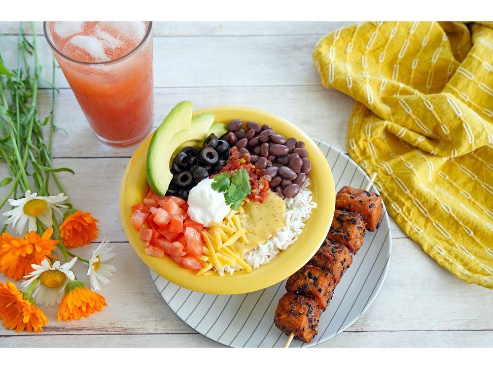 CAFE YUMM! - NEFF PLACE - Updated August 2025 - 41 Photos & 74 Reviews ...