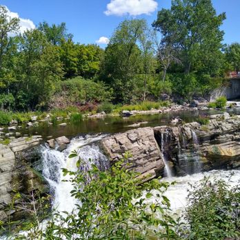 HOG’S BACK FALLS PARK - Updated December 2025 - 49 Photos & 19 Reviews ...