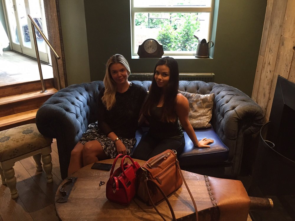 THE HOME COTTAGE - 11 Photos - Redstone Hill, Redhill, Surrey, United ...