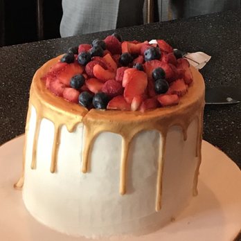 THE MIDNIGHT SUN CAKERY - Updated December 2025 - 55 Photos & 24 ...