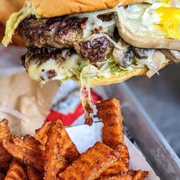 GRINDHOUSE KILLER BURGERS - Updated December 2025 - 1195 Photos & 1334 ...