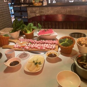 LAO POT - 466 Photos & 158 Reviews - 32707 John R Rd, Madison Heights ...