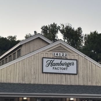 HAMBURGER FACTORY FAMILY RESTAURANT - Updated January 2026 - 782 Photos ...