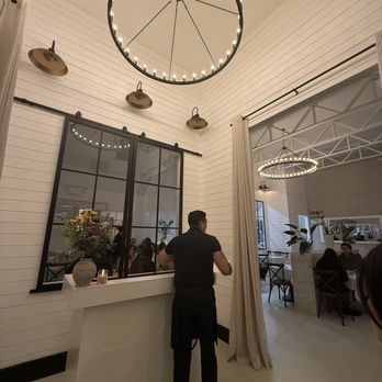 ONE TEN RESTAURANT AND BAR - Updated August 2025 - 207 Photos & 61 ...