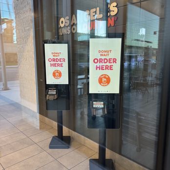 DUNKIN - Updated March 2026 - 24 Photos & 20 Reviews - 11419 W Olympic ...