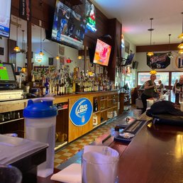 TICKETS PUB & EATERY - Updated June 2025 - 63 Photos & 125 Reviews - 7 ...
