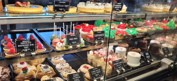 IAVARONE BROS - Updated June 2025 - 31 Photos - 140 7th St, Garden City ...