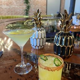 TABU BAR - Updated December 2025 - 101 Photos & 68 Reviews - 128 E ...