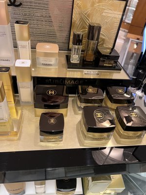 NEIMAN MARCUS - Updated May 2026 - 33 Photos & 112 Reviews - 3030 E 1st ...