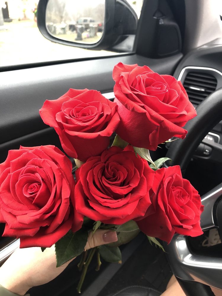 FREY FLORIST - 24 Photos & 35 Reviews - 50 Radcliffe Ave, Providence ...