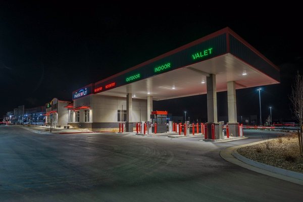 PARK 2 JET AIRPORT PARKING - Updated December 2025 - 13 Photos & 104 ...