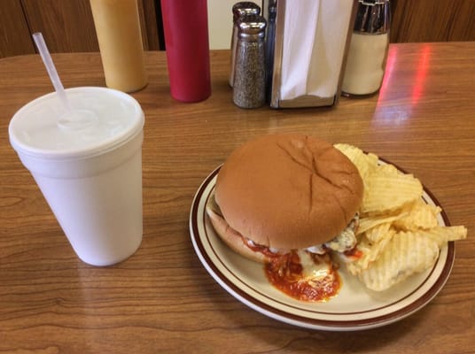 BURGESS GRILL - 68 Reviews & 33 Photos - 617 SW C Ave, Lawton, Oklahoma ...