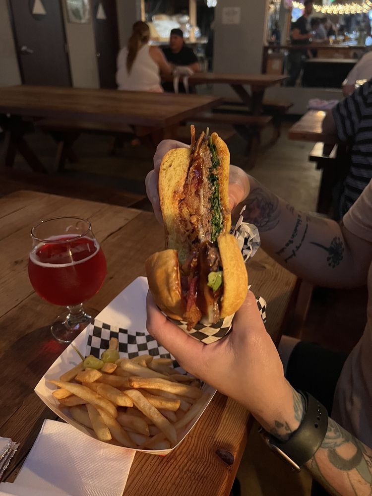 VIKINGS BURGER & WINGS - Updated December 2025 - 14 Photos & 16 Reviews - 7549 Alondra Blvd ...