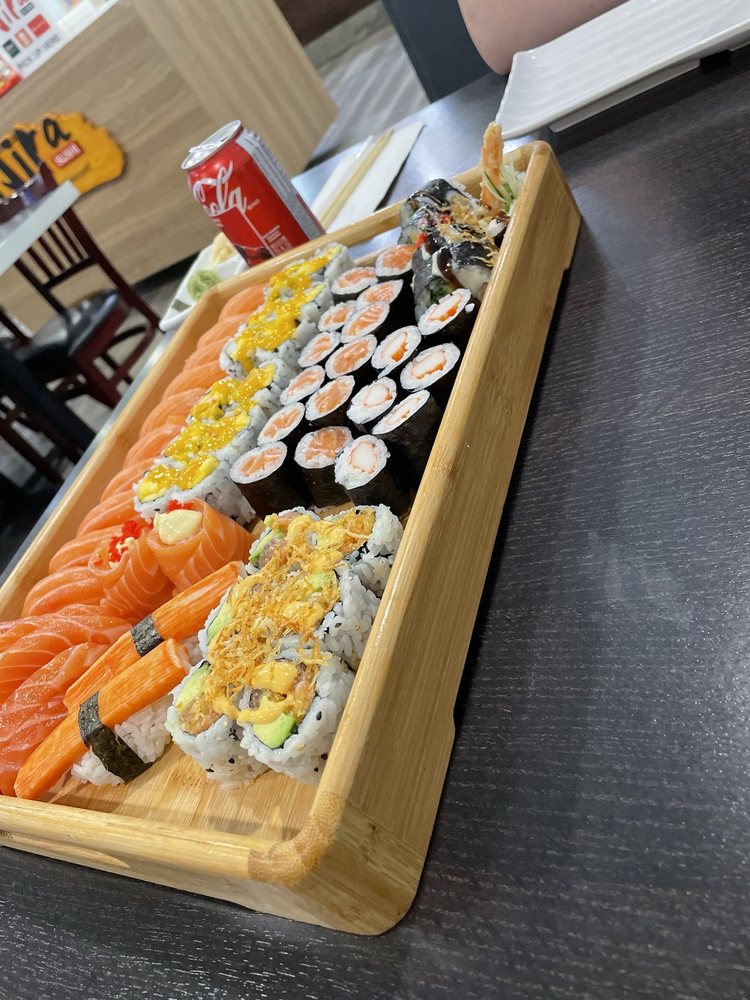 ARIA SUSHI - Updated September 2024 - 24 Photos - 626 Queen Street W ...