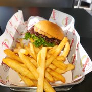 HAMMY’S SMASH BURGERS - 225 Photos & 128 Reviews - 4388 W Shaw Ave ...