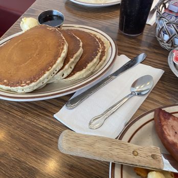 VIP’S CAFE - Updated August 2024 - 508 Photos & 679 Reviews - 18345 ...